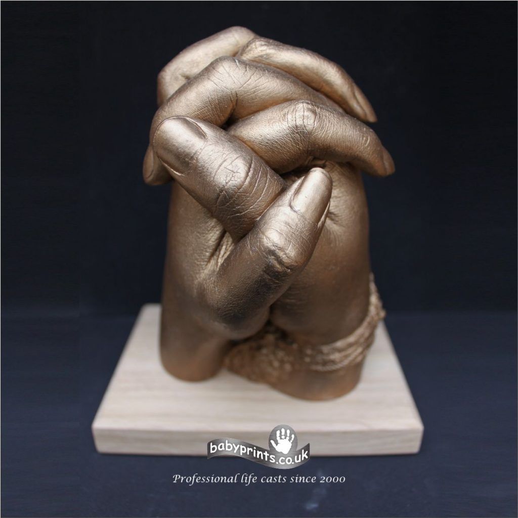 Older Children Clasping Hands Statue - Babyprints